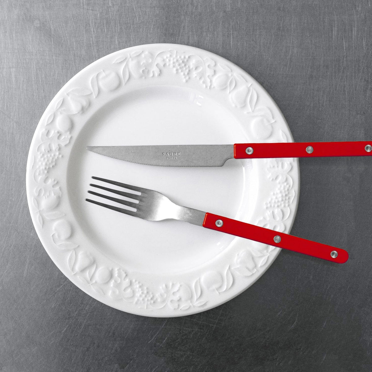 Sabre Bistrot Vintage Solid Red 4 Pieces Cutlery Set, 033 – David ...