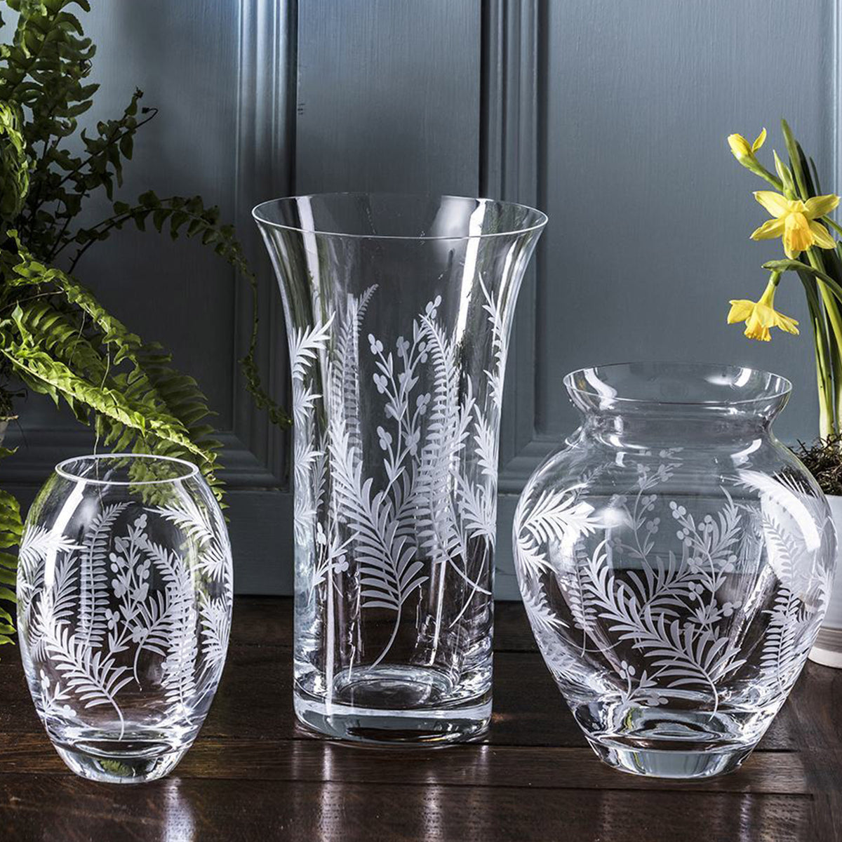 Royal Scot Woodland Fern Flared Vase – David Shuttle Ltd