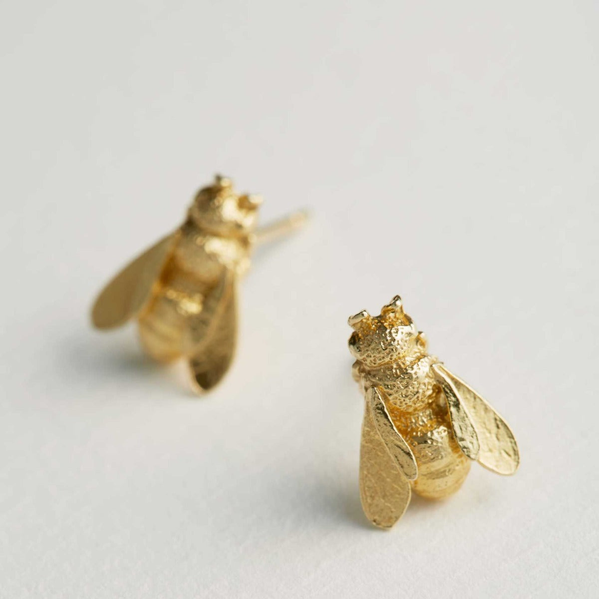 Alex Monroe Large Honey Bee Studs, Gold Plated – David Shuttle Ltd